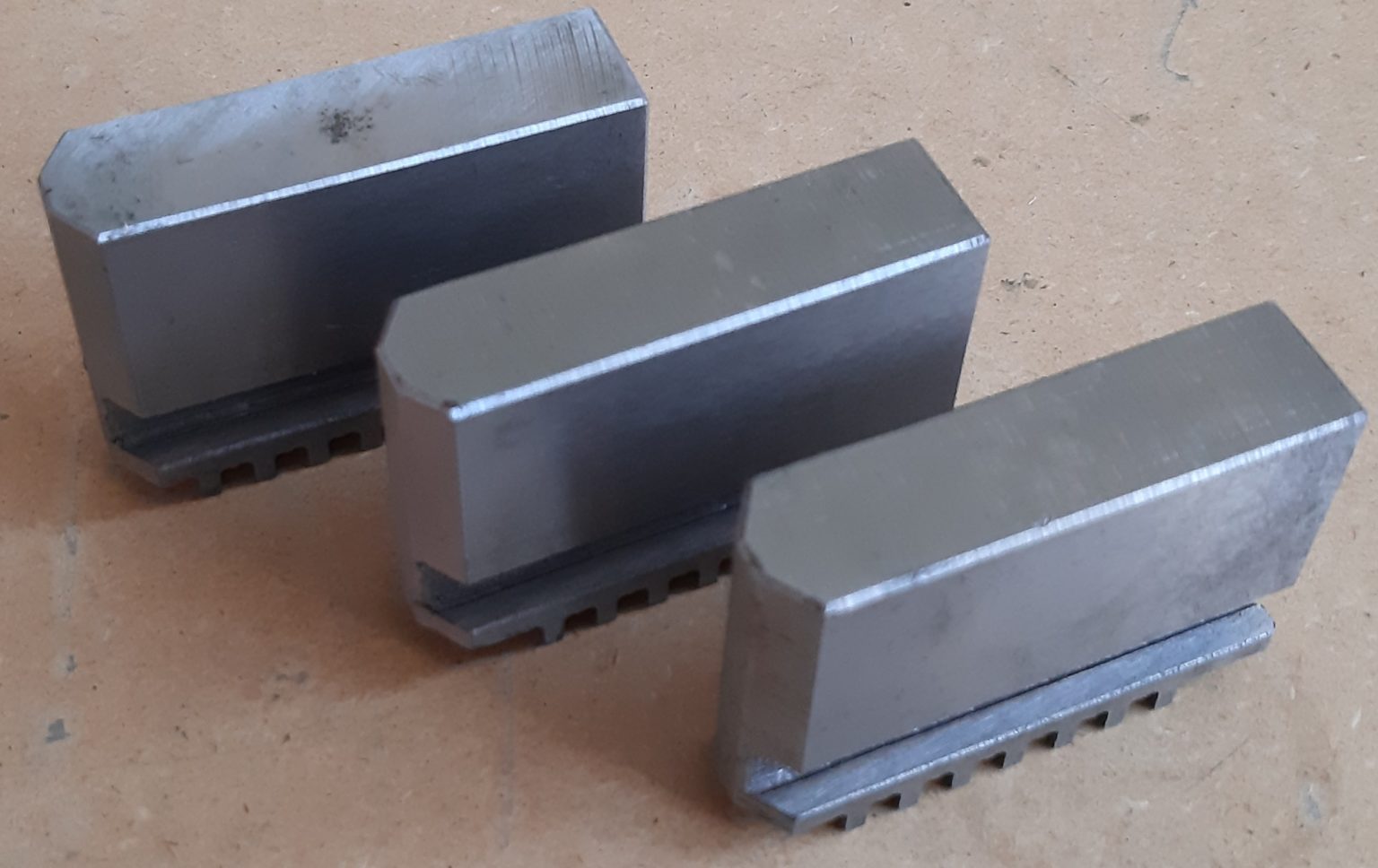 Weiss Machines | Distributeur de machines-outils de qualité